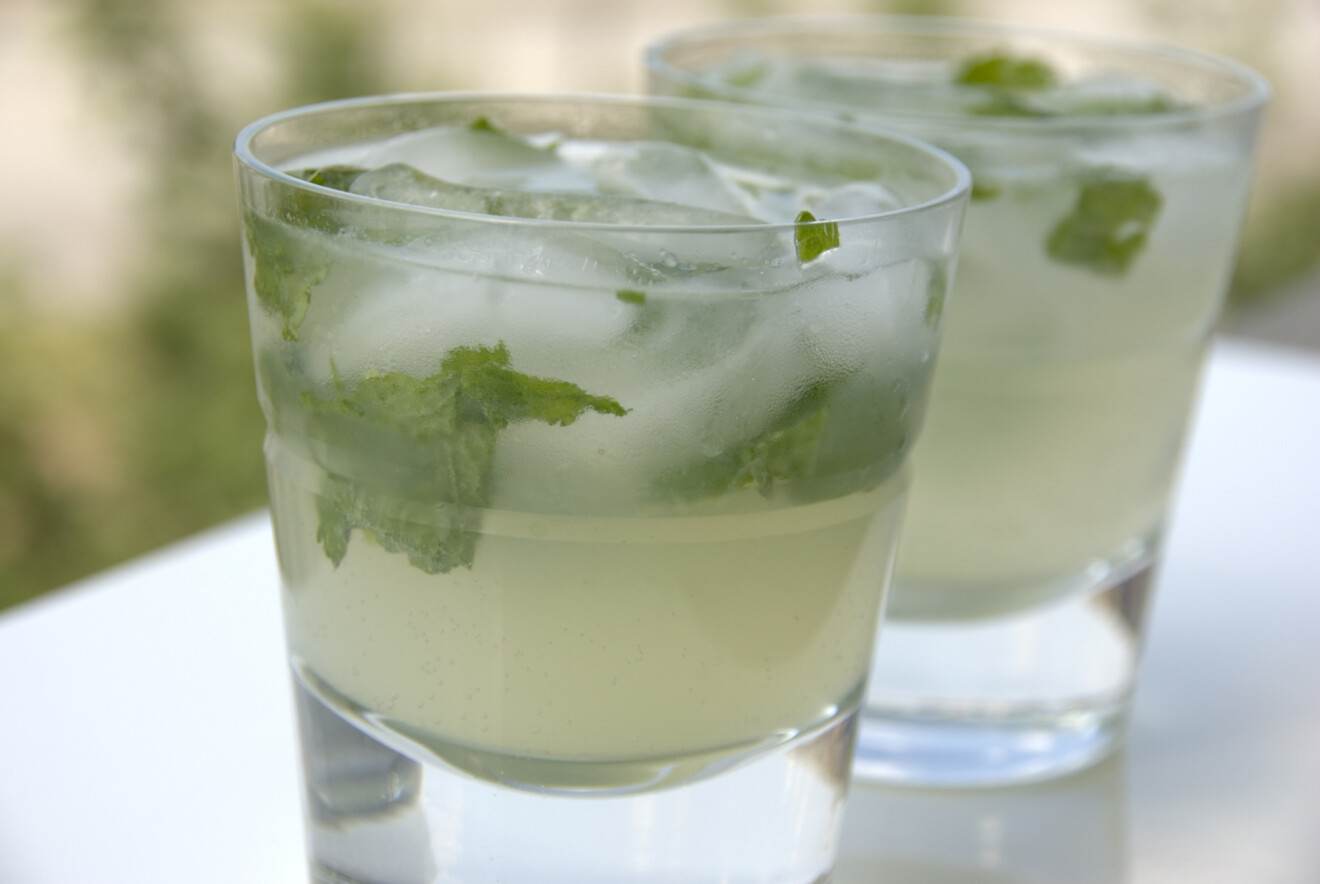 +20 Increibles recetas para hacer cocteles con ron (Blanco y oscuro)