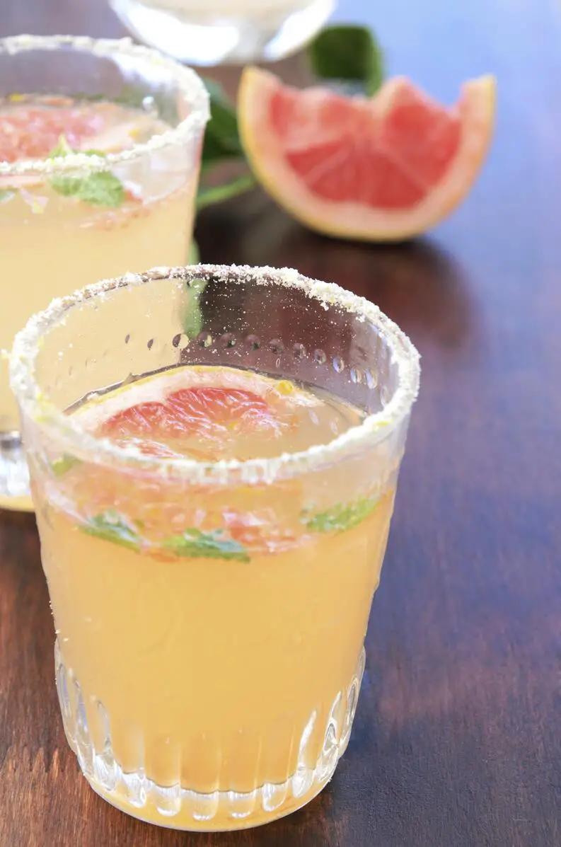 +17 Tragos con Pomelo que te refrescarán (Recetas e Ingredientes)