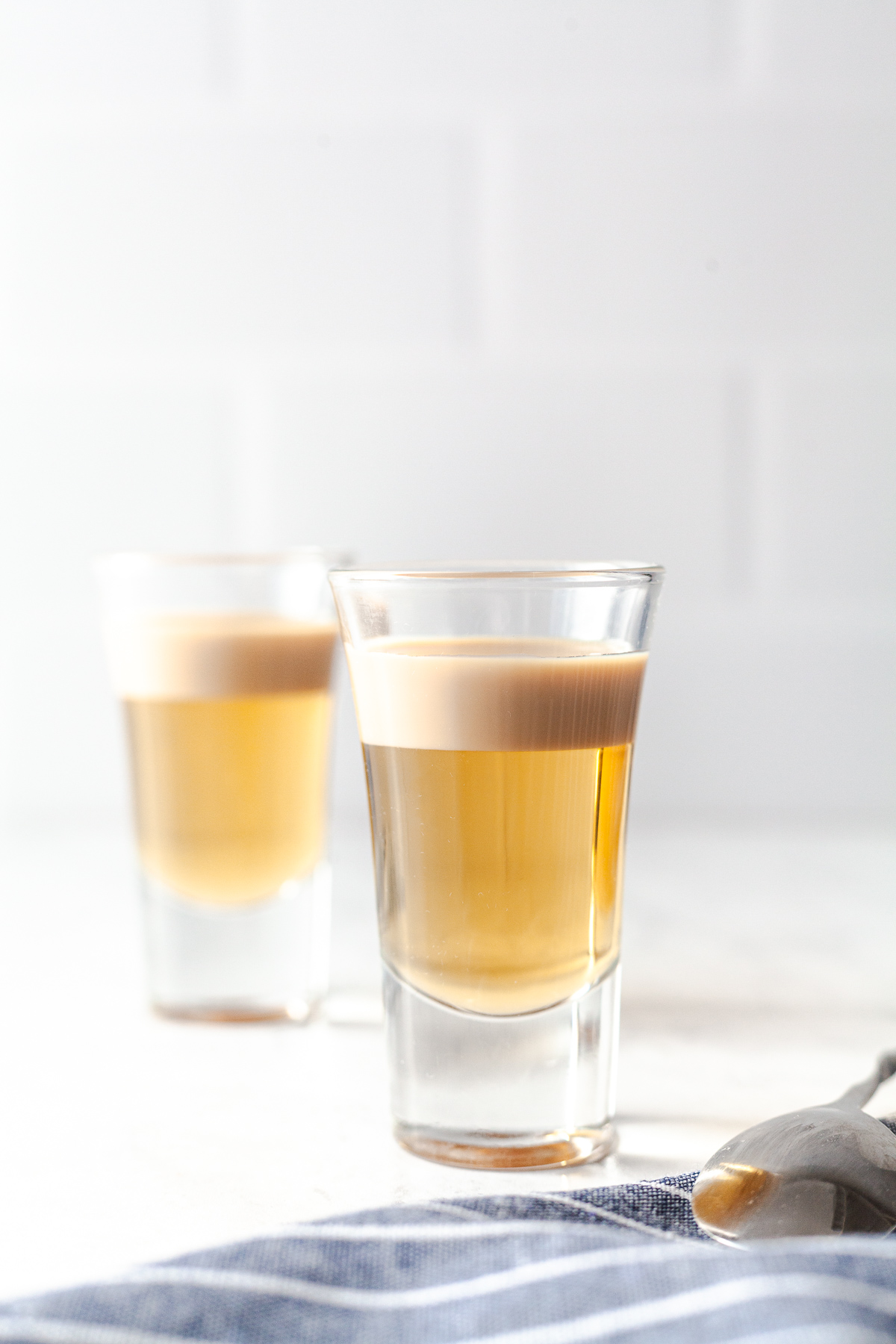 Shot ¡Popular bebida corta! ¿Cómo se debe tomar? +5 Recetas con shot