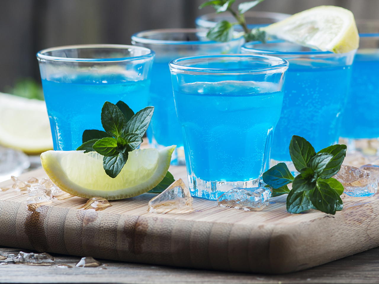 +5 Bebidas de color Azul (Recetas e Ingredientes para su elaboración)