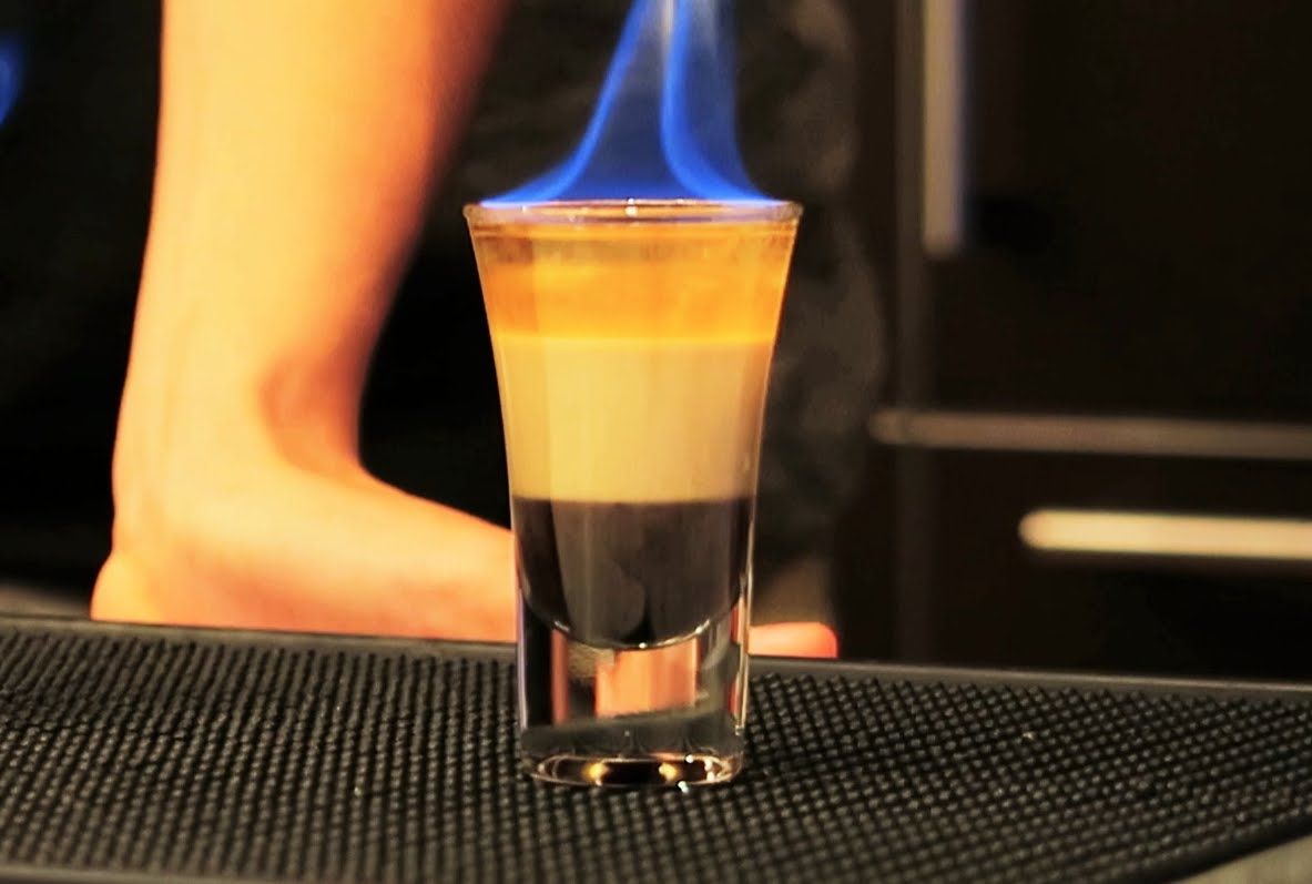 Shot ¡Popular bebida corta! ¿Cómo se debe tomar? +5 Recetas con shot