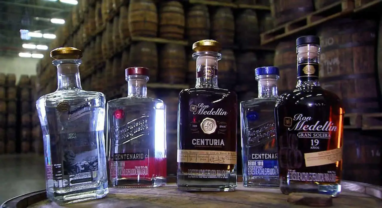 +7 Licores de Antioquia ¿Cuales son los mejores? ¡Sabores Antioqueños!