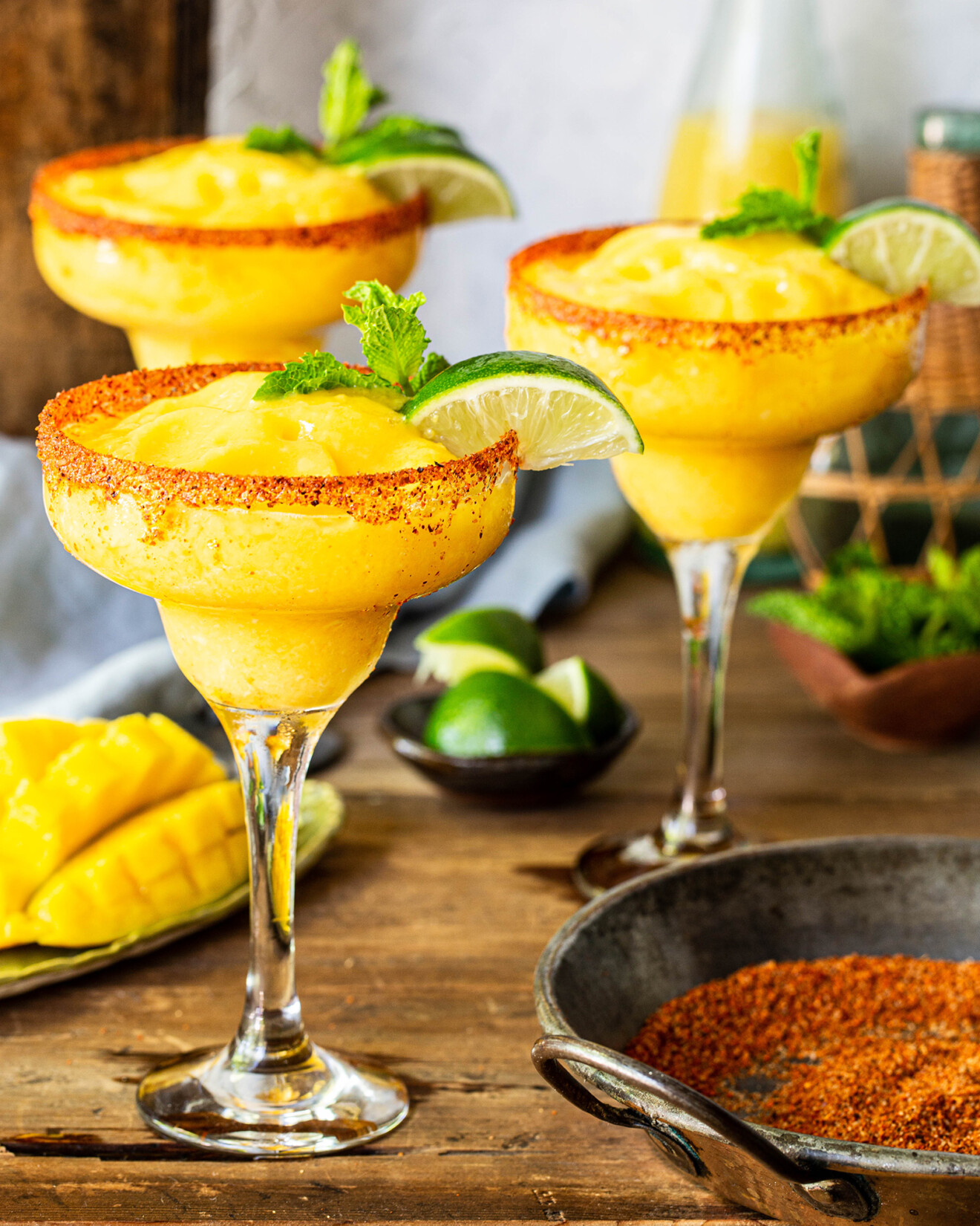 +12 Tragos con Mango ¡Sabor exótico que fascina! Recetas + Ingredientes