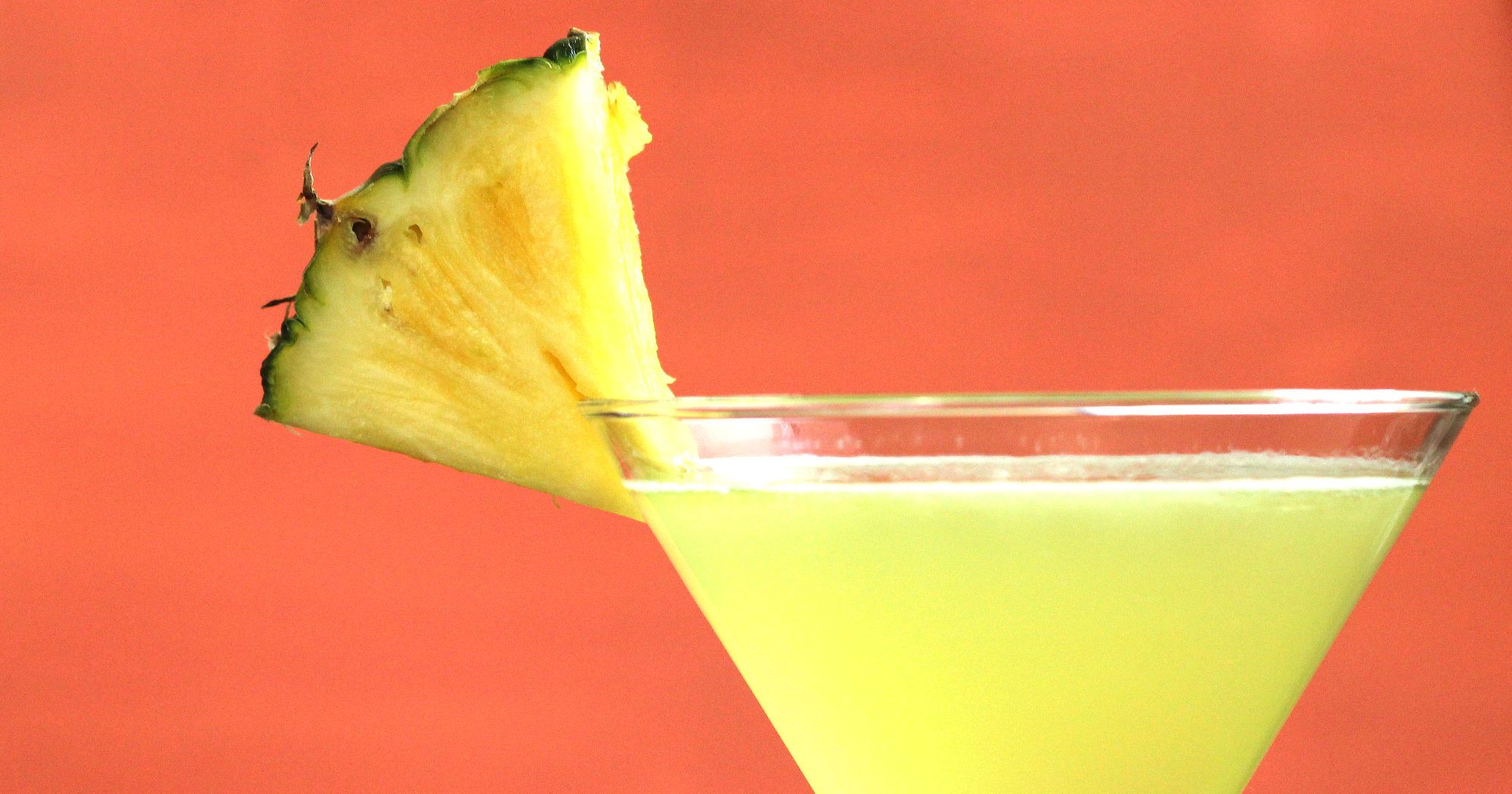 +12 Tragos con Piña ¡Sabor trópical que encanta! Recetas + Ingredientes