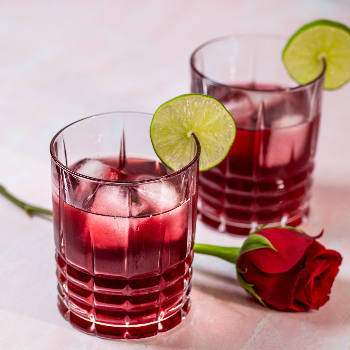 +12 Tragos fáciles de preparar en casa ¡Sin complicaciones! + RECETAS