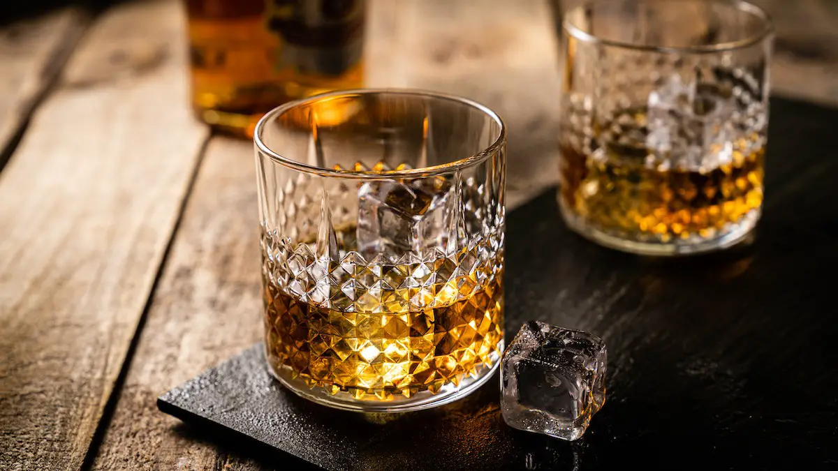 +12 Tragos fáciles de preparar en casa ¡Sin complicaciones! + RECETAS