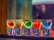 Licor de Frutas: Origen, beneficios y más. ¡Receta para hacer en casa!