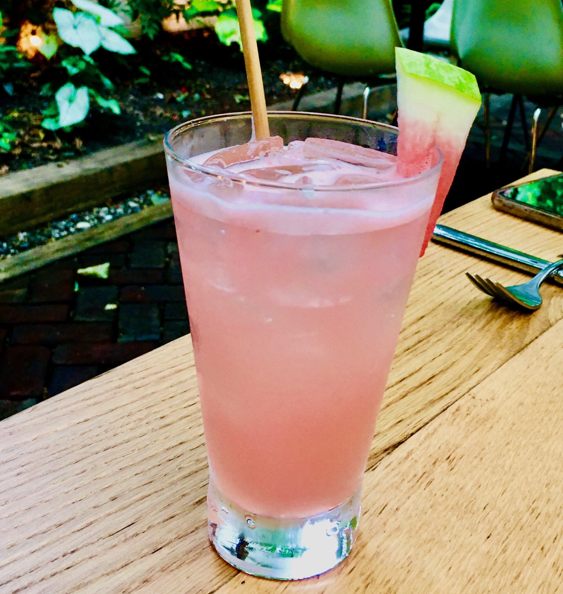 Cóctel La Cosa Rosa (The Pink Thing) Receta + Ingredientes y más