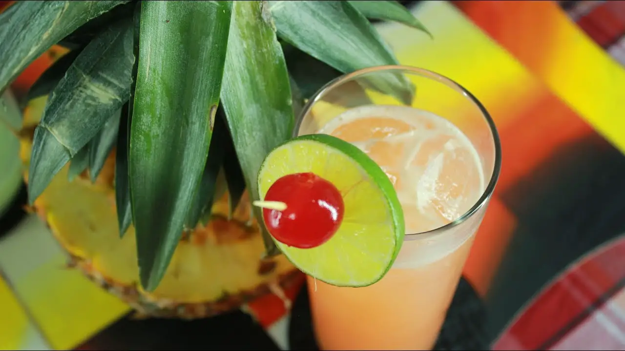 +30 Deliciosas Recetas de Coctéles con Vodka (Caseras y Originales)