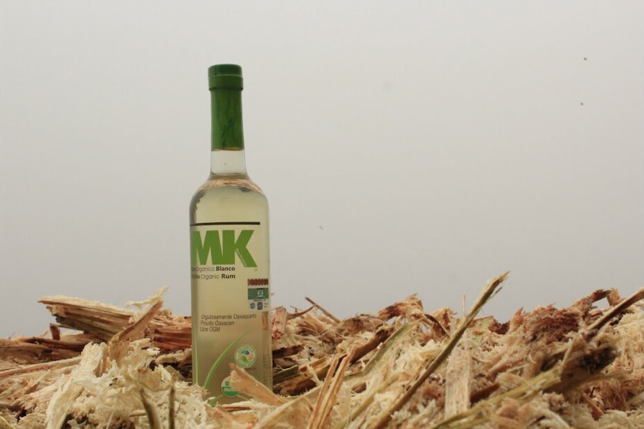 Aguardiente de Caña Quality old-fashioned drink! - Los Vinos - Sitio ...